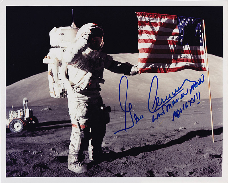 Gene Cernan signed 10x8 Apollo 17 Salute Photo